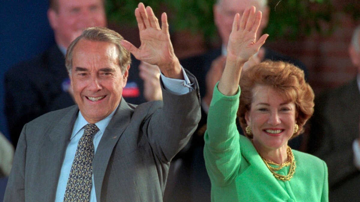 Bob Dole, Longtime US Republican Figure, Dies at 98