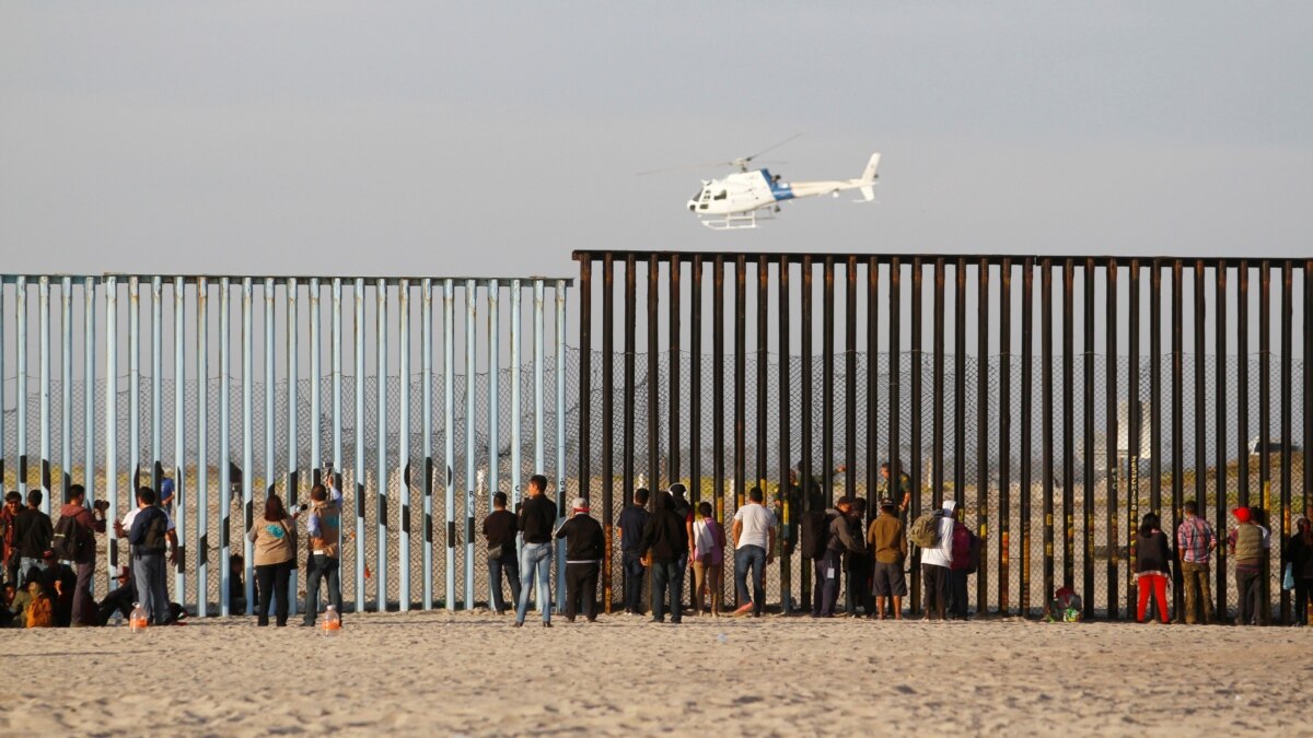 Muhaajiriin soo garay xadka Mareykanka