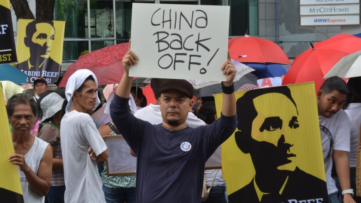 Philippines Plays Catch-up in Developing Disputed Isle