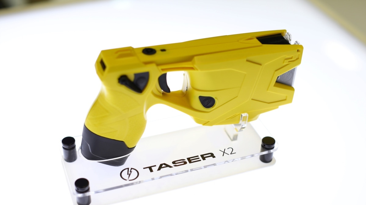 US Communities Start Rethinking Use of Taser Shock