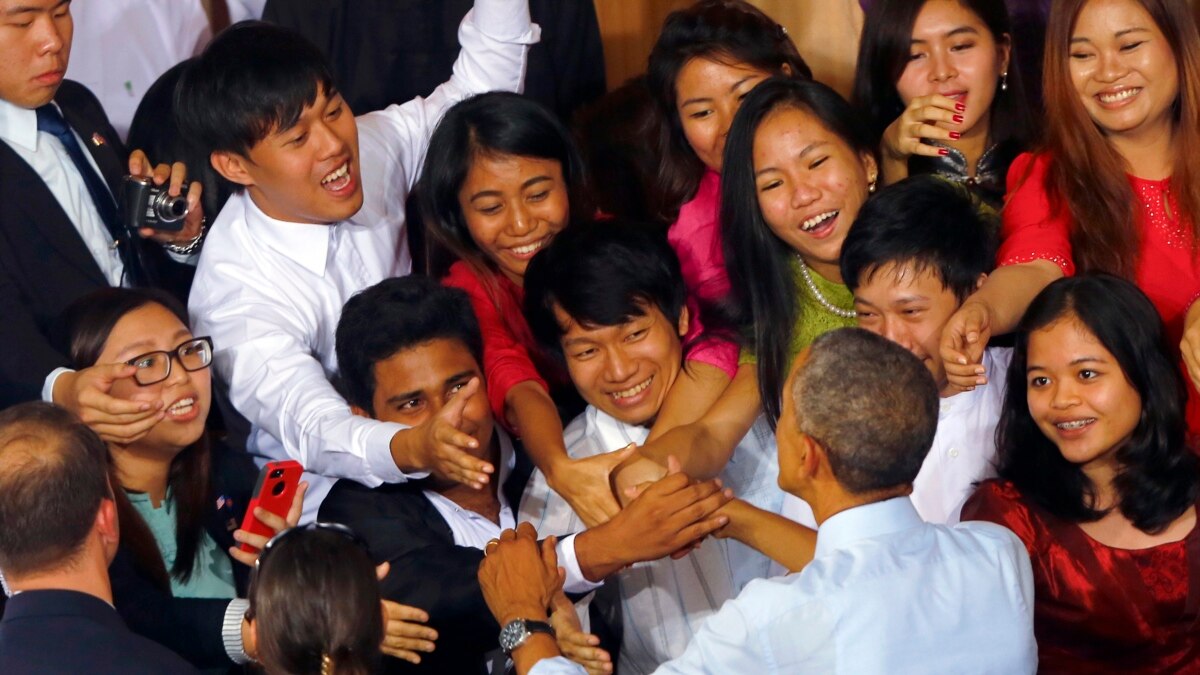 President Obama in Myanmar, also known as Burma – Friday, Nov. 14
