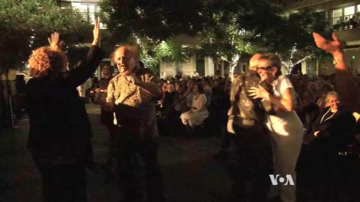 Yiddish Tango Reflects Jewish Life in Argentina