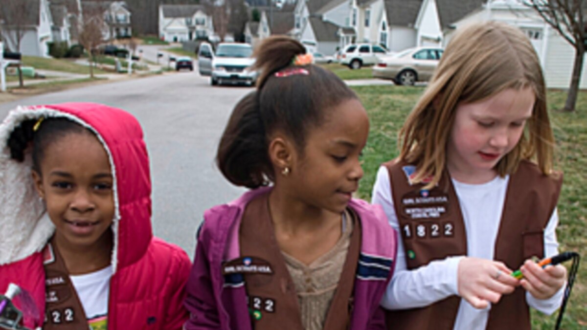 After 100 Years, Girl Scouts Still Thrive in US