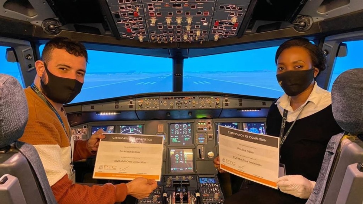 Zimbabwe Woman Defies Odds to Become Certified Pilot