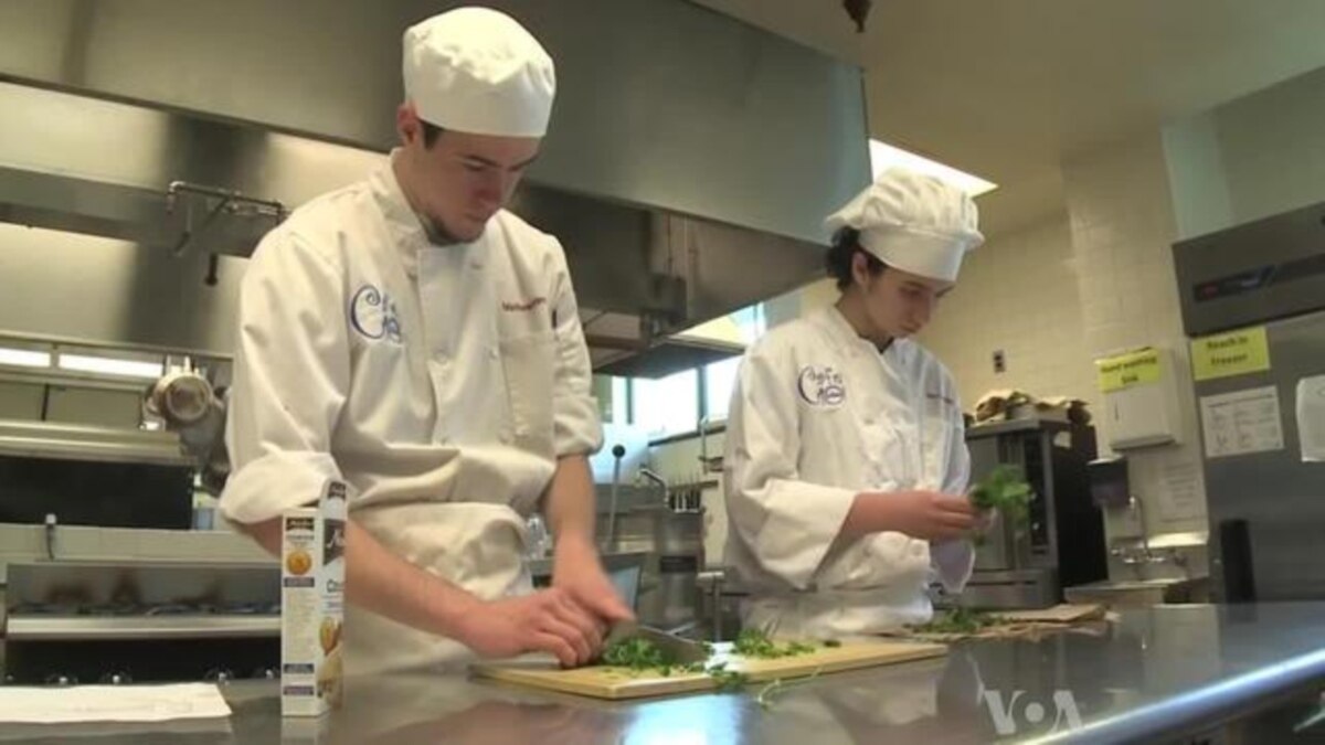 High School Students Cook Up Career Skills