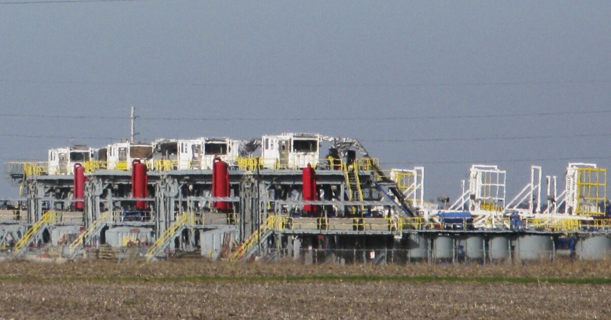 US Justices Drill Down on Venezuela Oil Rig Dispute