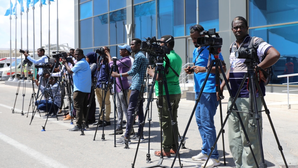 Somali Journalists Say New Directive Could Put Them at Greater Risk
