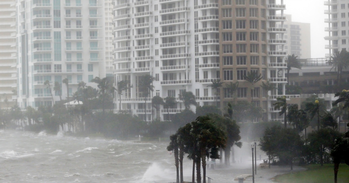Guguwa Tafe Da Ruwan Sama Mai Yawa Sun Sauka Jihar Florida