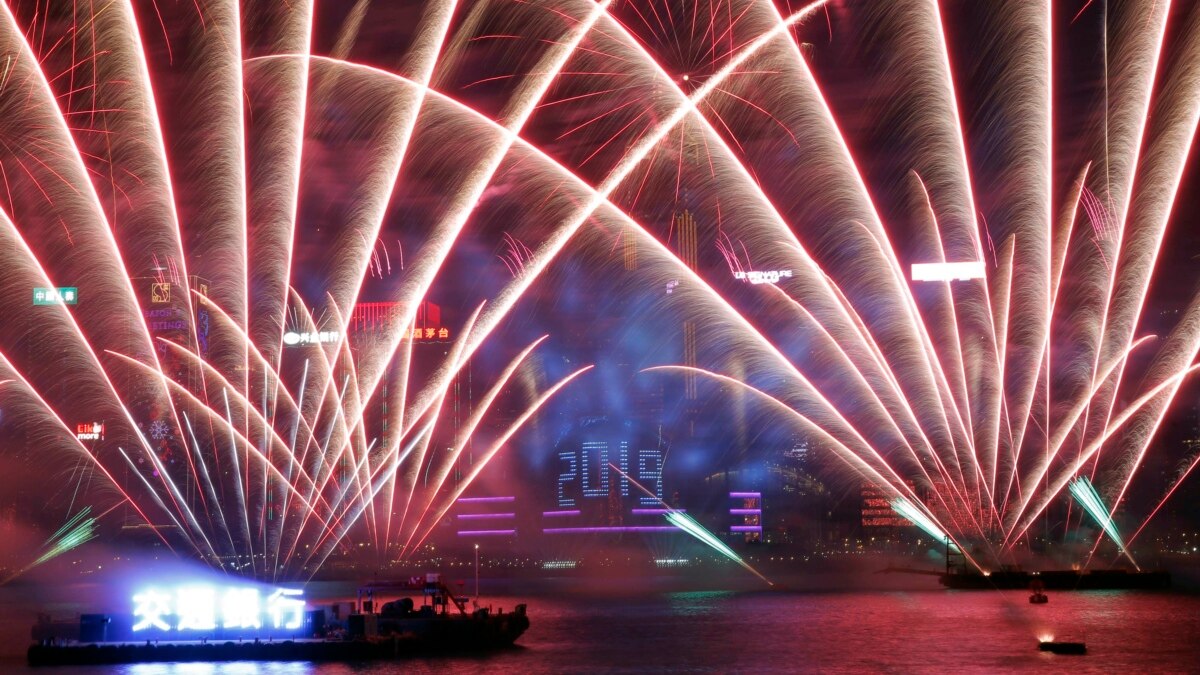 In Photos: The World Rings in 2019