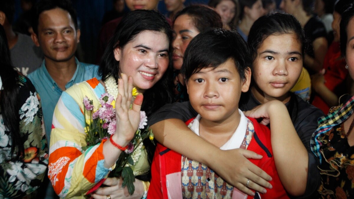 Prominent Land Rights Activist Meets US Officials After Prison Release