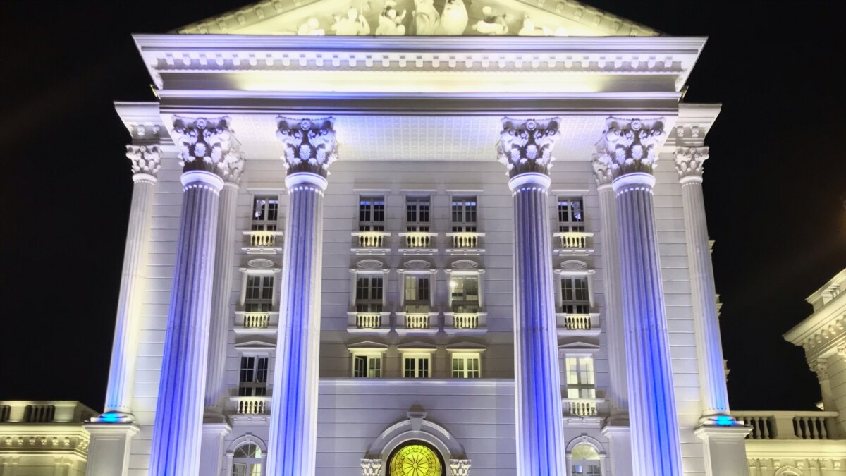 Штедење на струја ќе има рестрикции не Владата со задолжителни мерки за државните институции