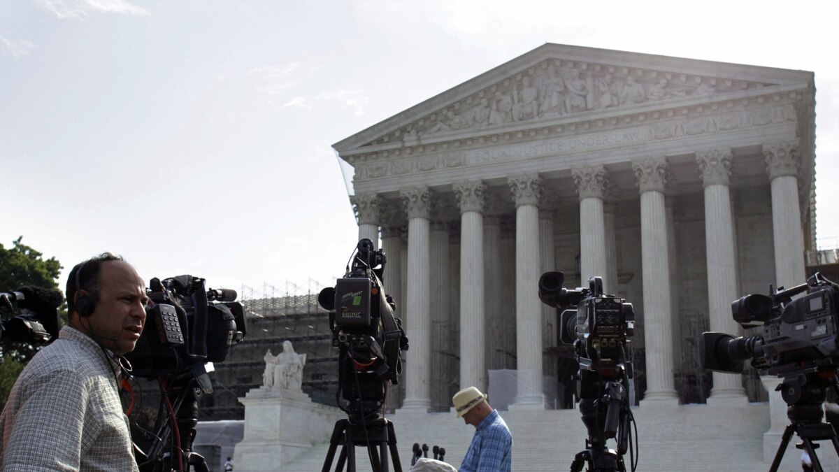 US Supreme Court Rejects Much of Arizona Immigration Law