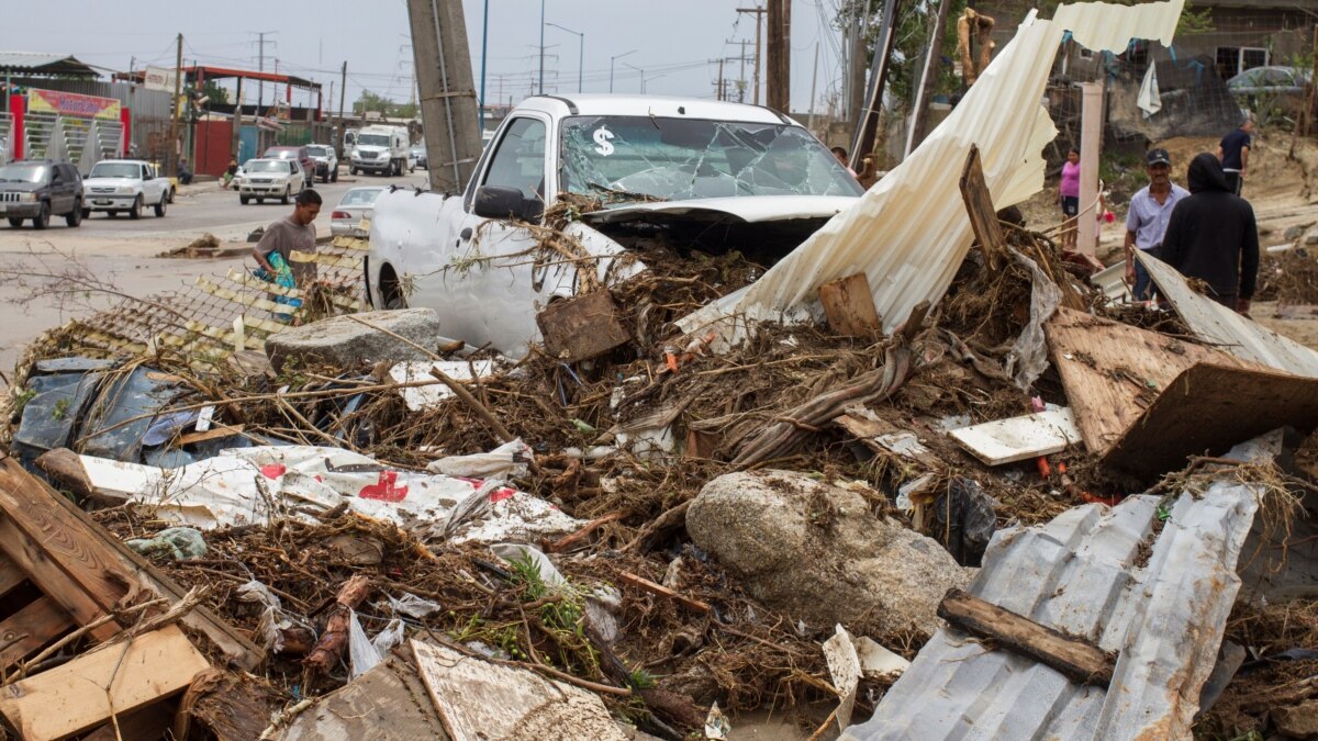 Tropical Storm Slams Mexico, Leaves at Least 4 Dead