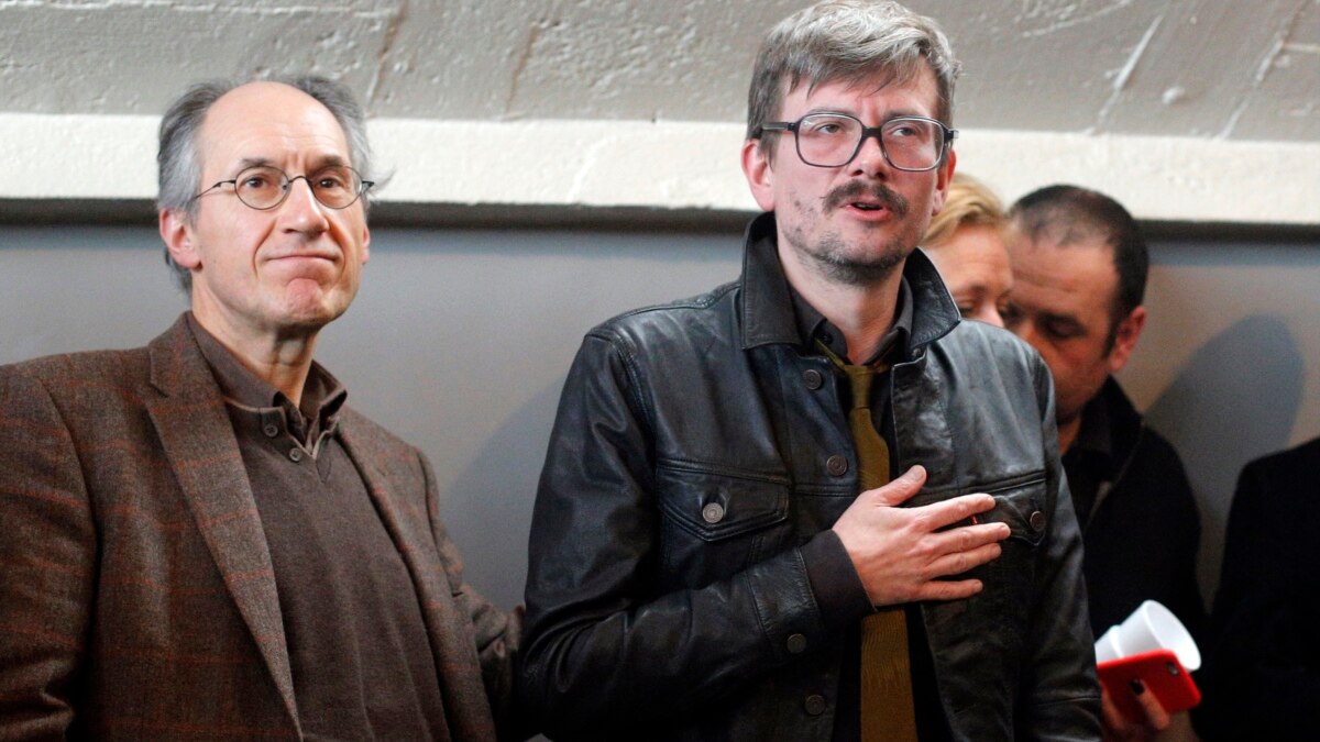 Charlie Hebdo Cover Artist to Leave Publication