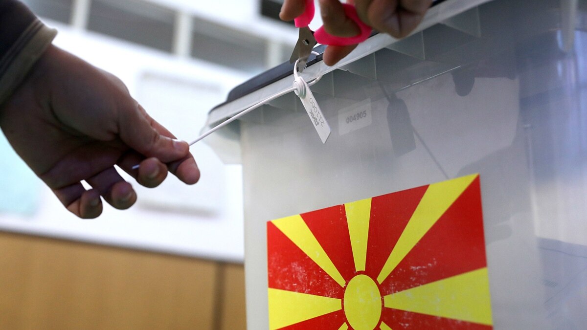 Опциите за Македонија Предвремени избори или договор со опозицијата