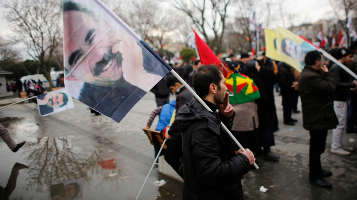 Kurdish Rebels Call Disarmament Move Historic