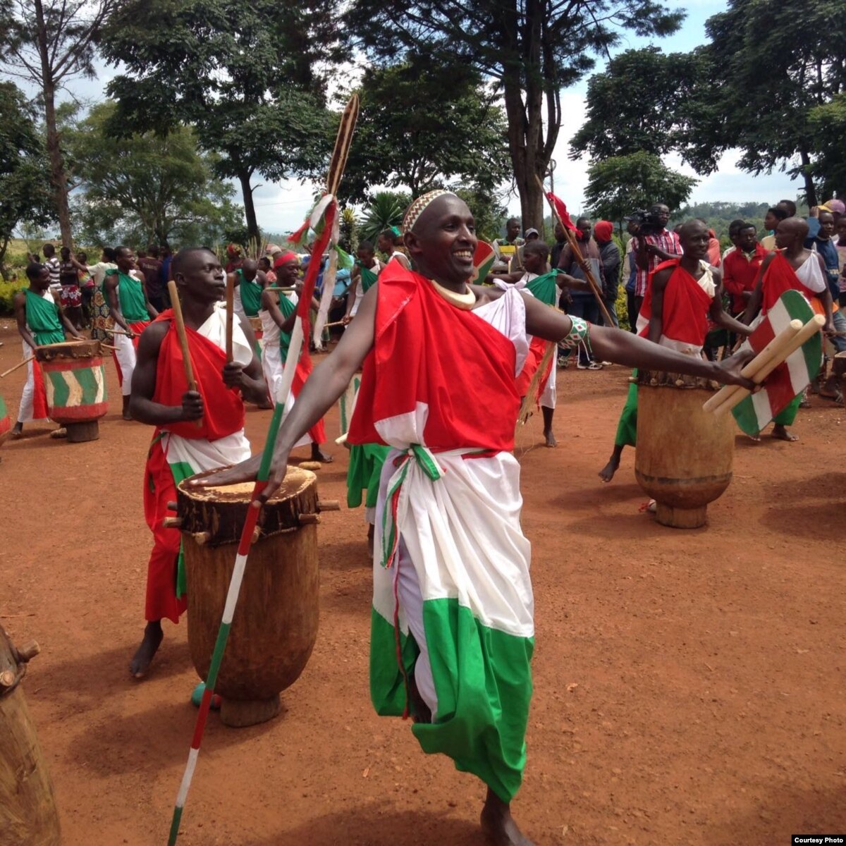 Uburundi Bwatanguje Indwi Yahariwe Ingoma