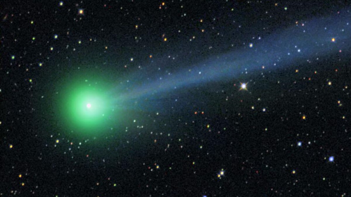 Study: Comet Crashes Kick-start Life Across Solar System