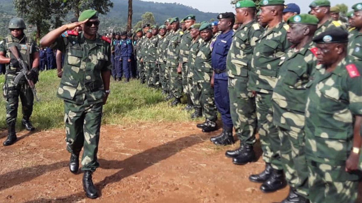 Gén. Mbala abwaki mbela mpo mampinga ma Angola makoti na Moanda mpe ...