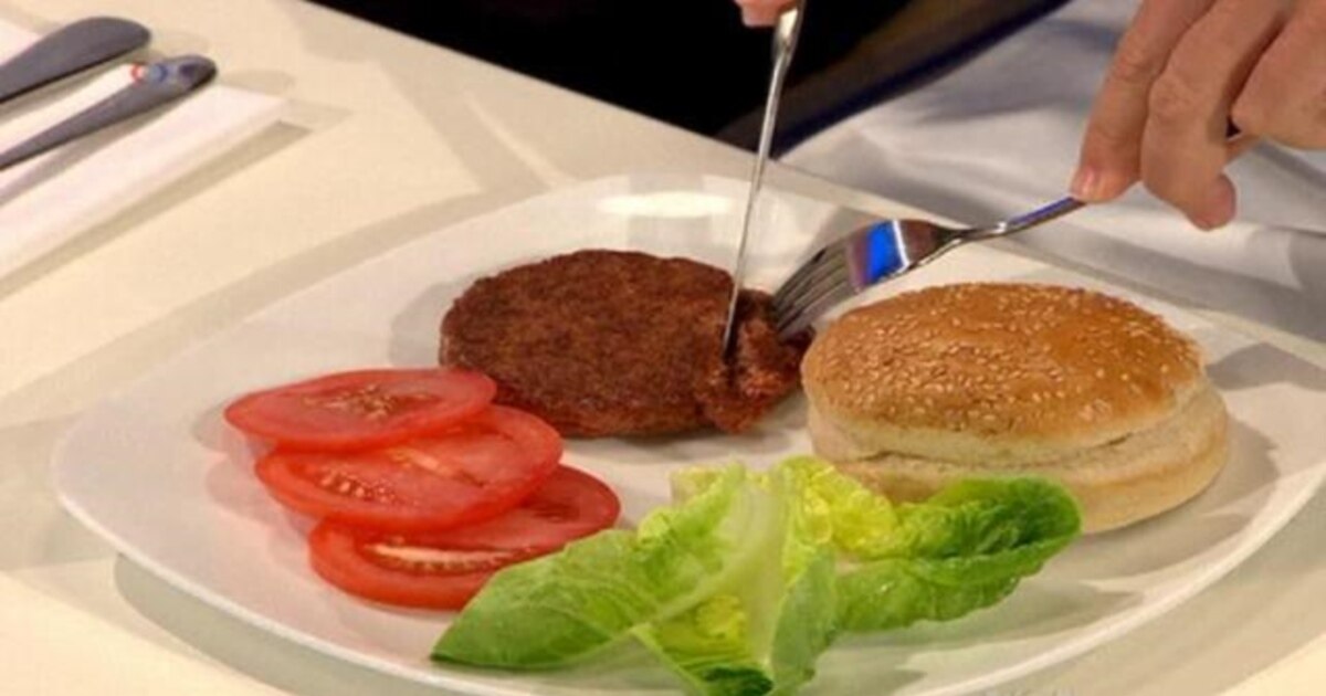 Artificial Burger Tastes Almost Real