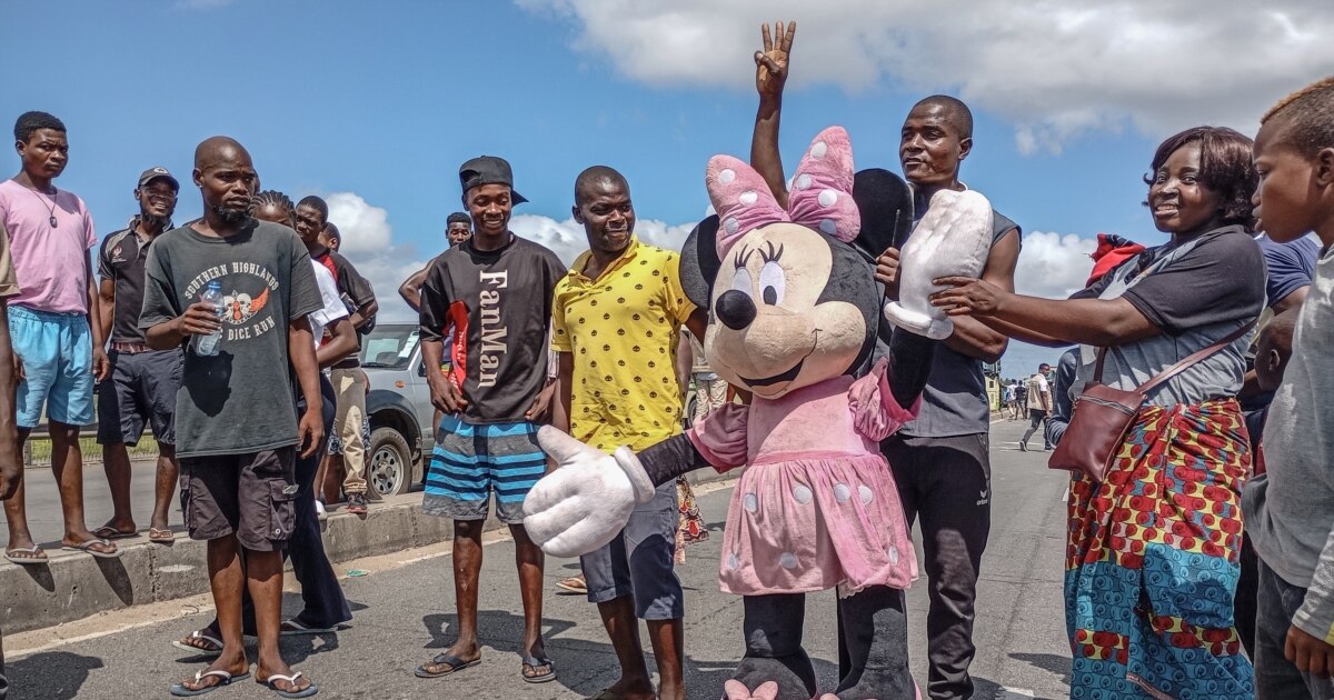 Moçambique: Protestos contra portagens, a ponta de uma crise financeira