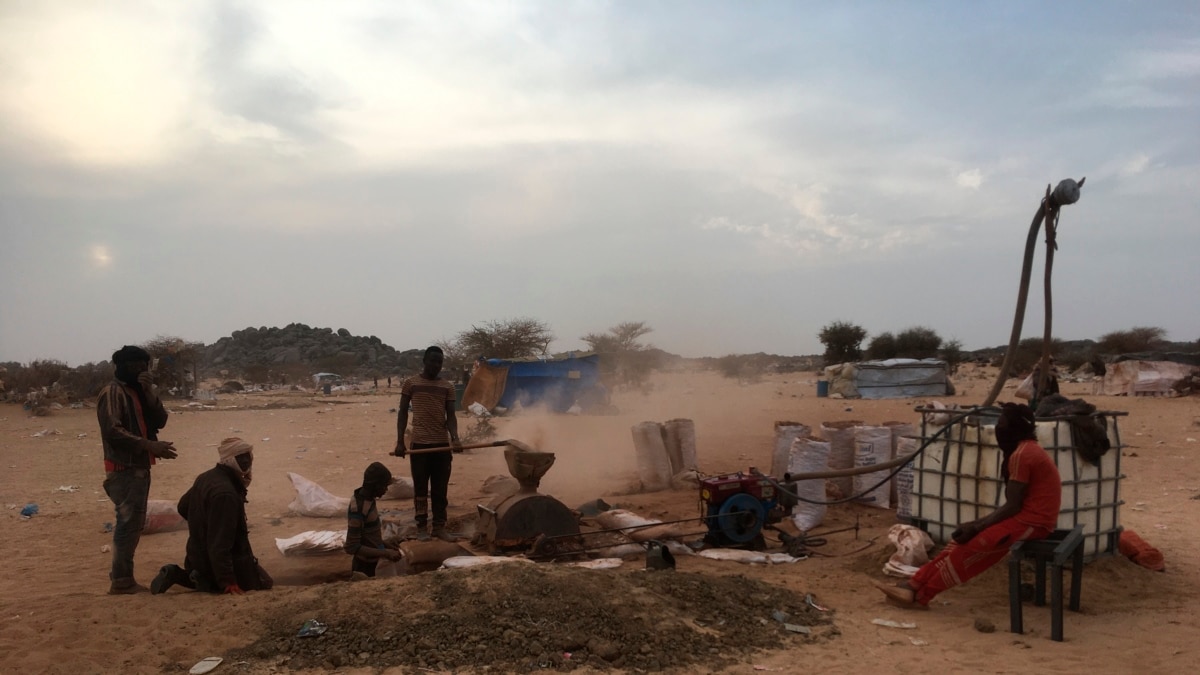 More Than 70 Die in Mali Gold Mine Collapse