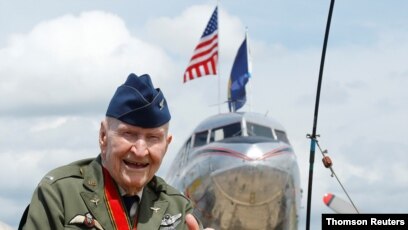 Berlin Airlift Candy Bomber