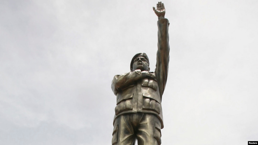 Interesting Statues Bolivia Famous Statues In Bolivia | Tripomatic