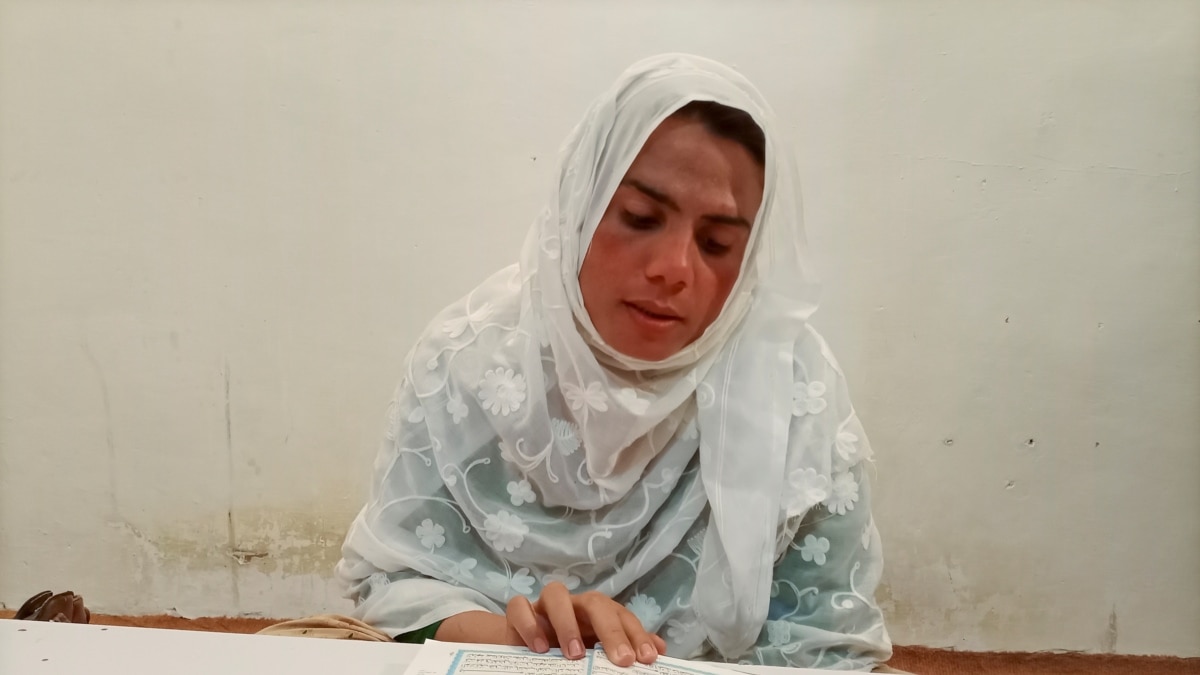 A Transgender Islamic School in Pakistan Breaks Barriers