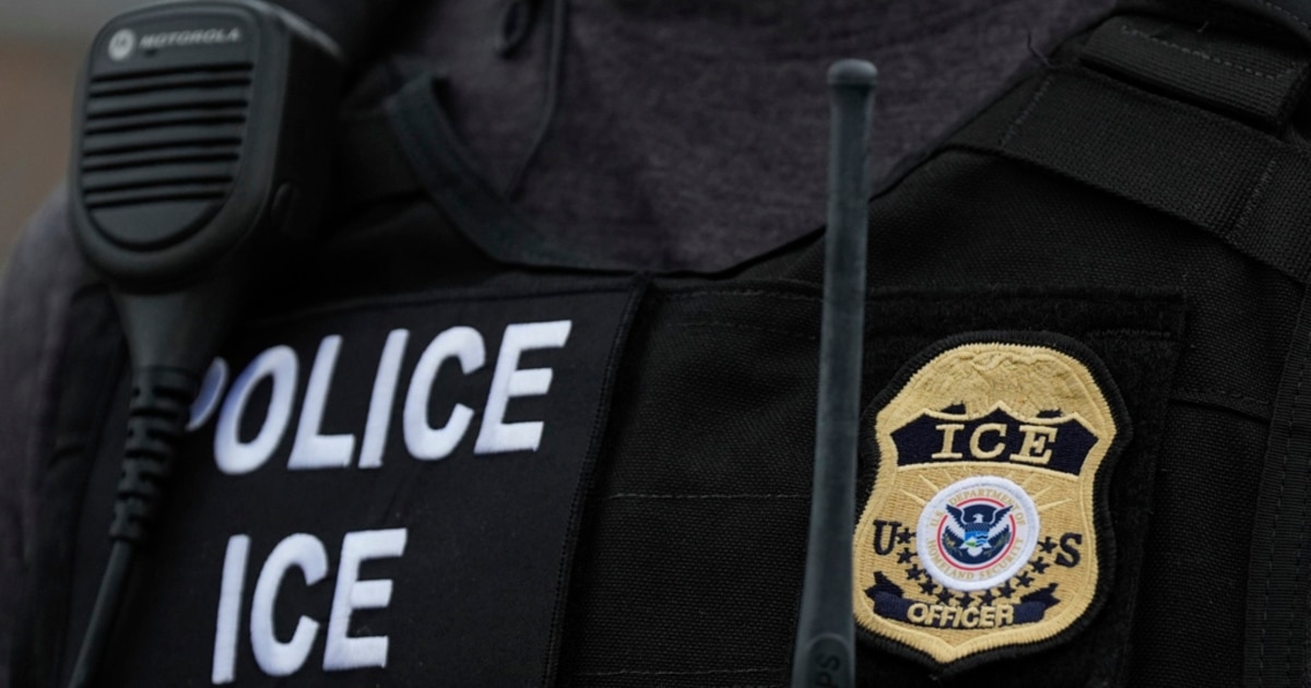 Американски агенти извршија рација на работно место во Њу Џерси ...