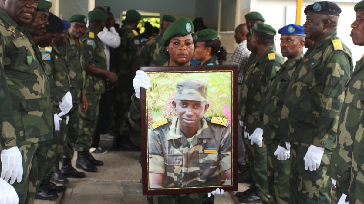 Bayike basengi basoda banso ya FARDC kozala lokola nkondo Col. Mamadou ...