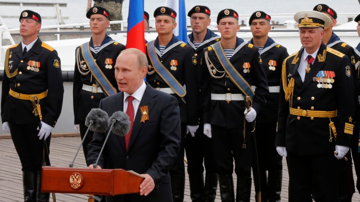 Putin in Crimea in First Visit Since Annexation