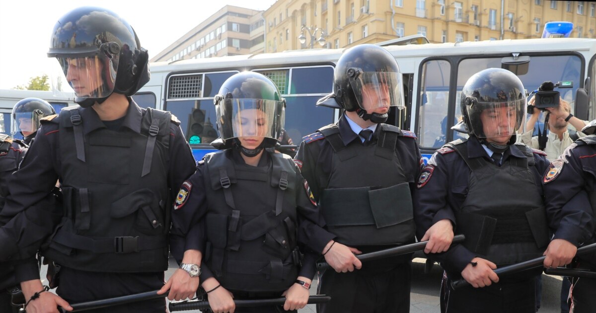 Russian Blogger Sentenced to Five Years Over 'Extremist' Tweet