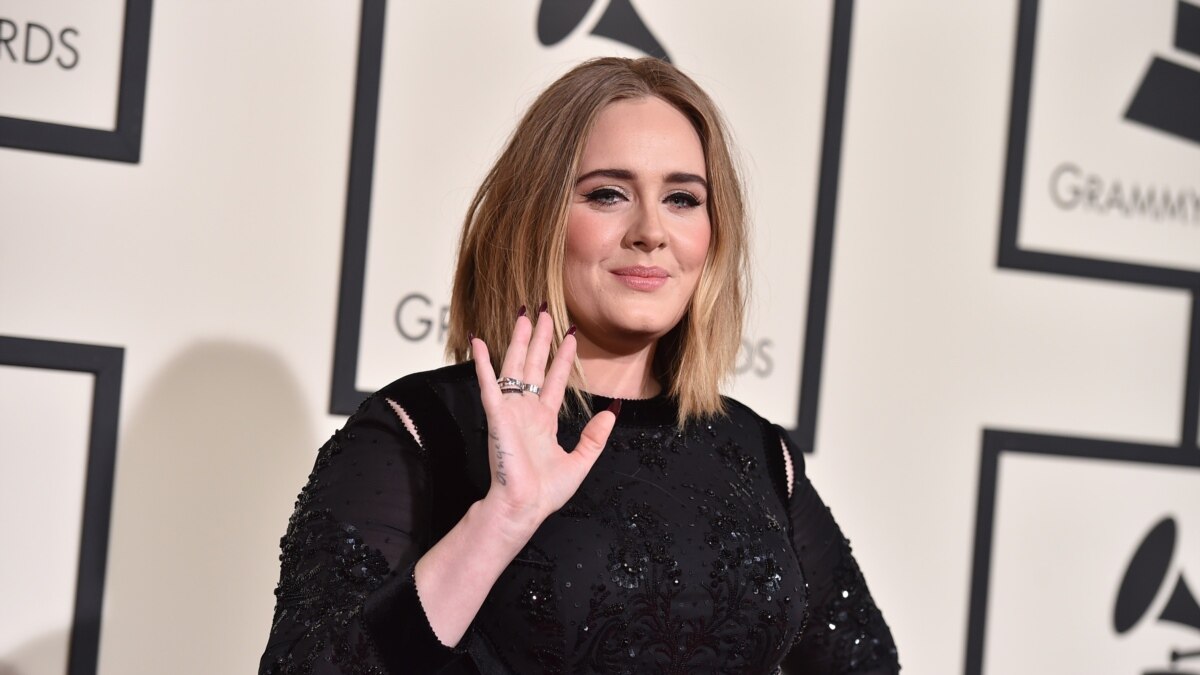 Adele brise cinq ans de silence dans une interview-confession