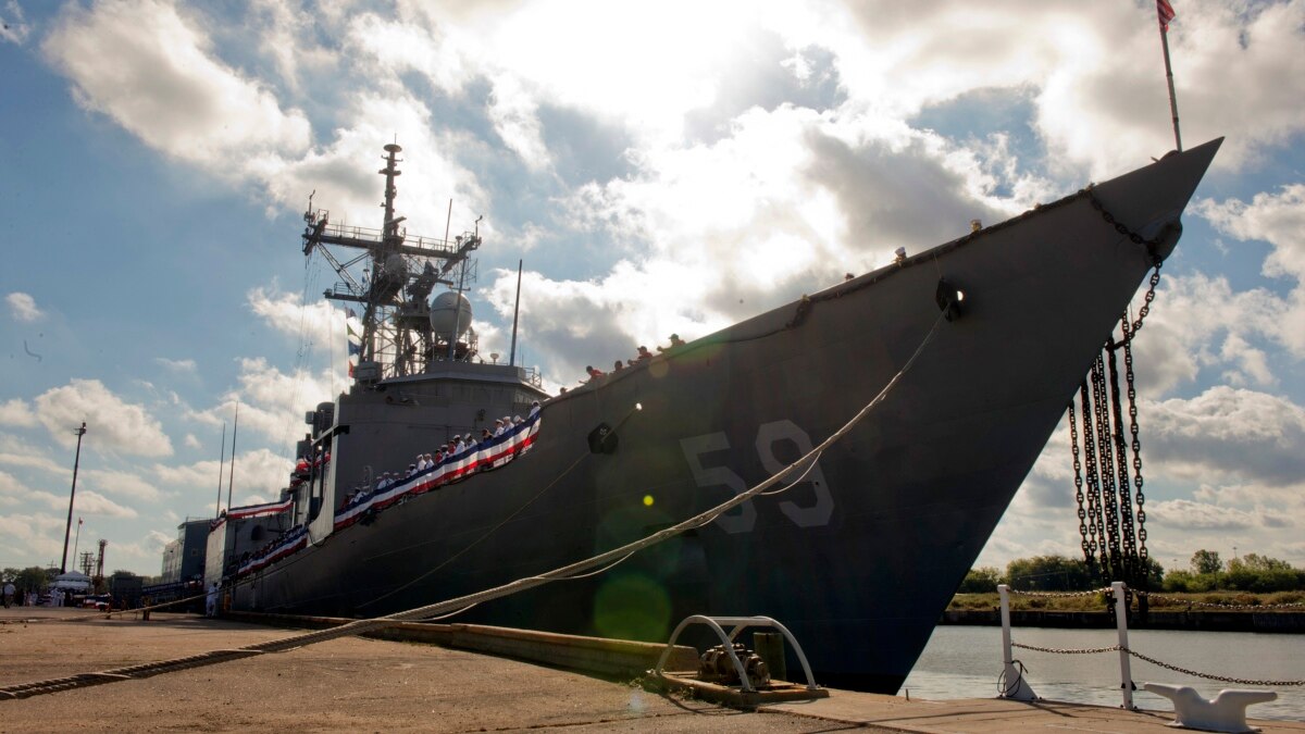 US Navy Seeks Smaller, More Powerful Ships