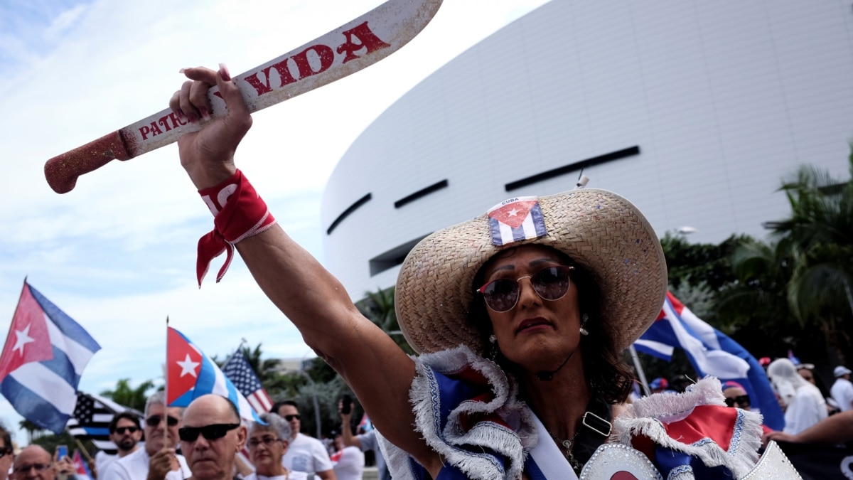 Cuban Americans Rally in Miami to Support Dissidents Who Plan Protests ...