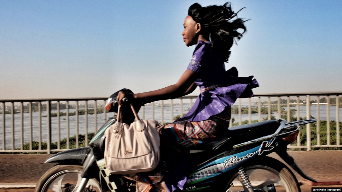 'Everyday Africa' Project Aims to Undermine Stereotypes