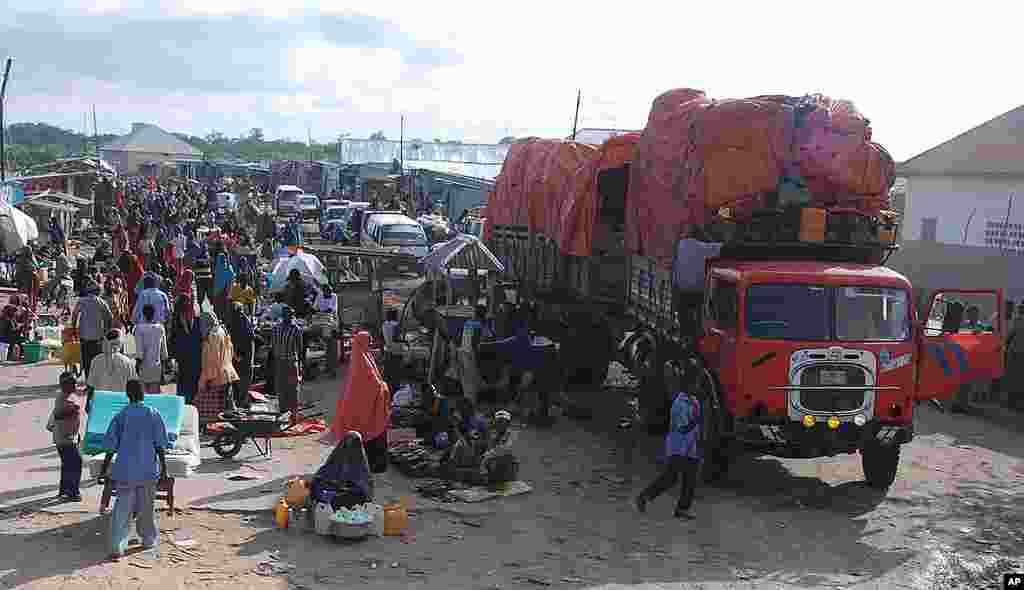 Somalia's Bakara Market, Seven Months On
