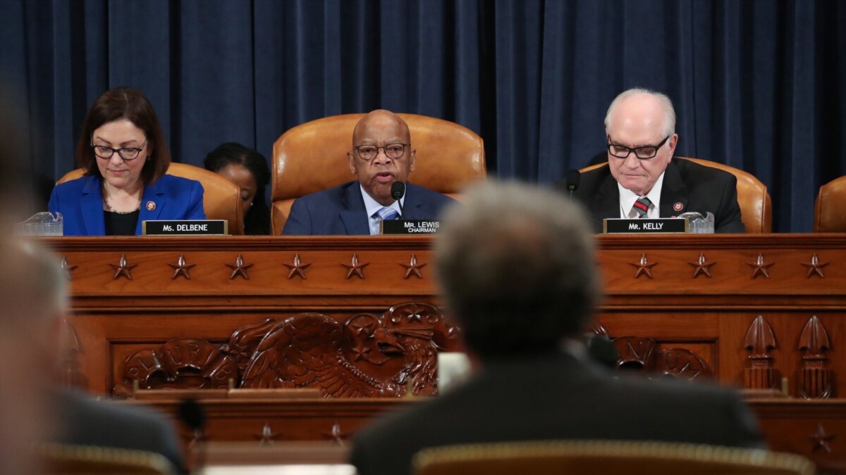 US House Panel Agrees to 10-day Hold in Fight for Trump Financial Data