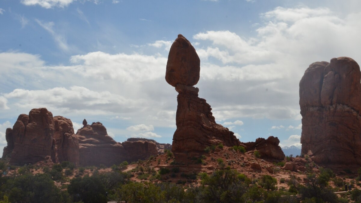 Rocks Are Star Attractions at Utah Parks