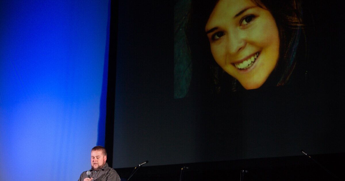 Vigil Honors Kayla Mueller, Who Died as IS Hostage