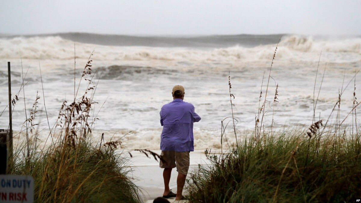 'Potentially Catastrophic' Hurricane Michael on Collision Course with ...