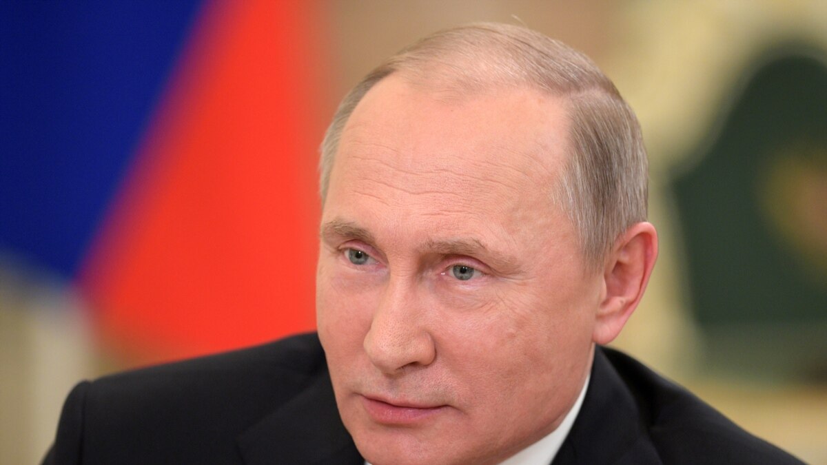 Vladimir Putin, personalidade do ano da revista Forbes