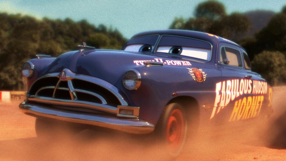 "Cars 3" จากค่าย Pixar วิ่งเข้าเส้นชัยอันดับหนึ่ง