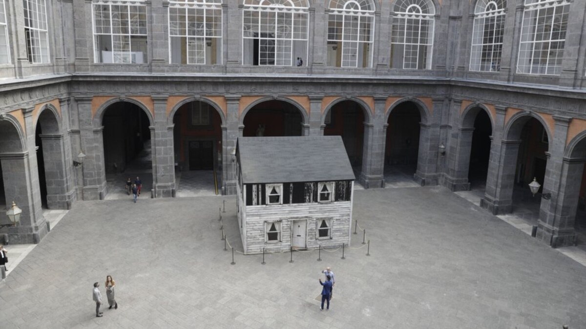 Rosa Parks' Home Displayed in Italy