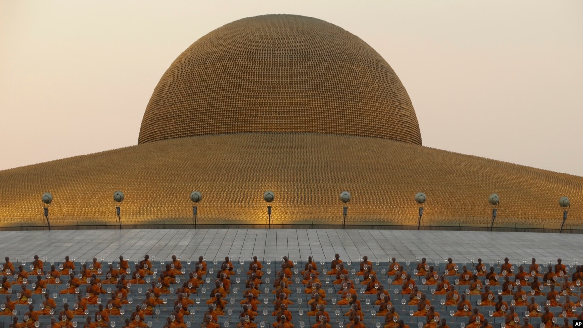 What is Wat Dhammakaya, the Conflict Behind It