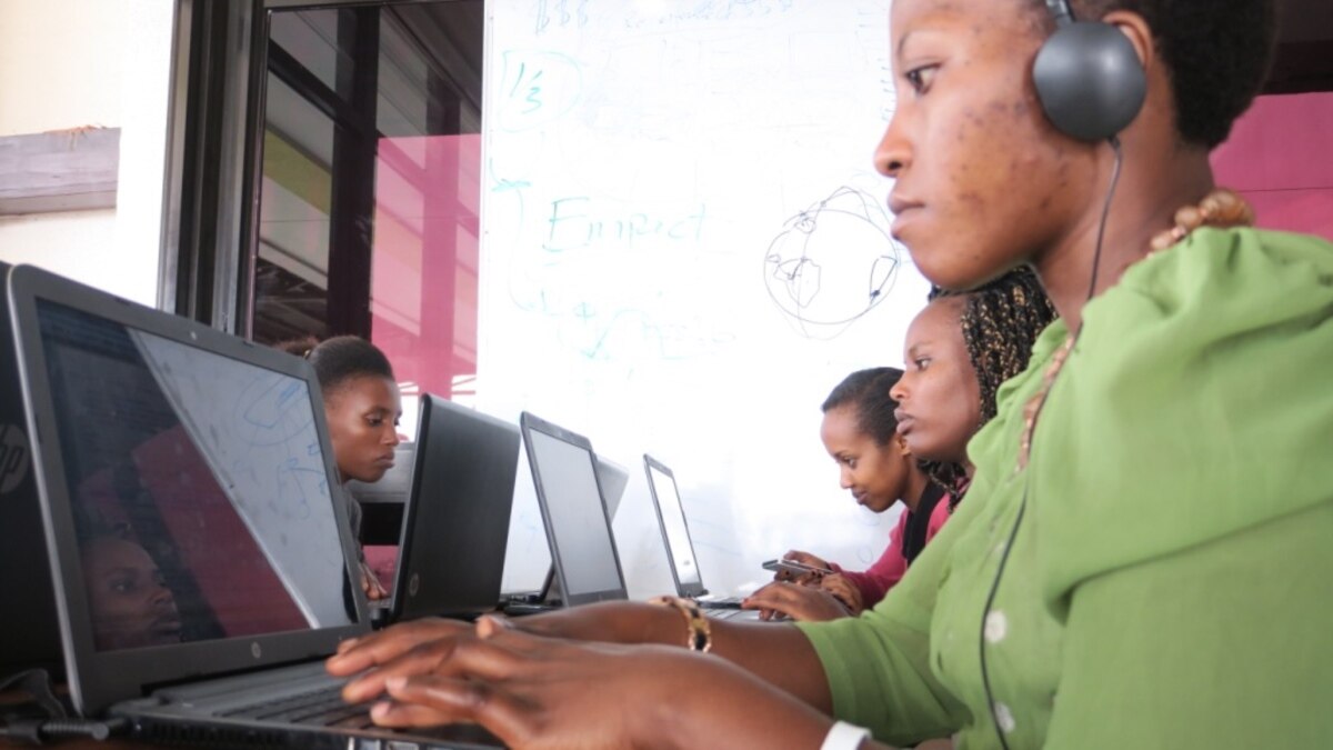 En images : dans les coulisses d'un fablab rwandais