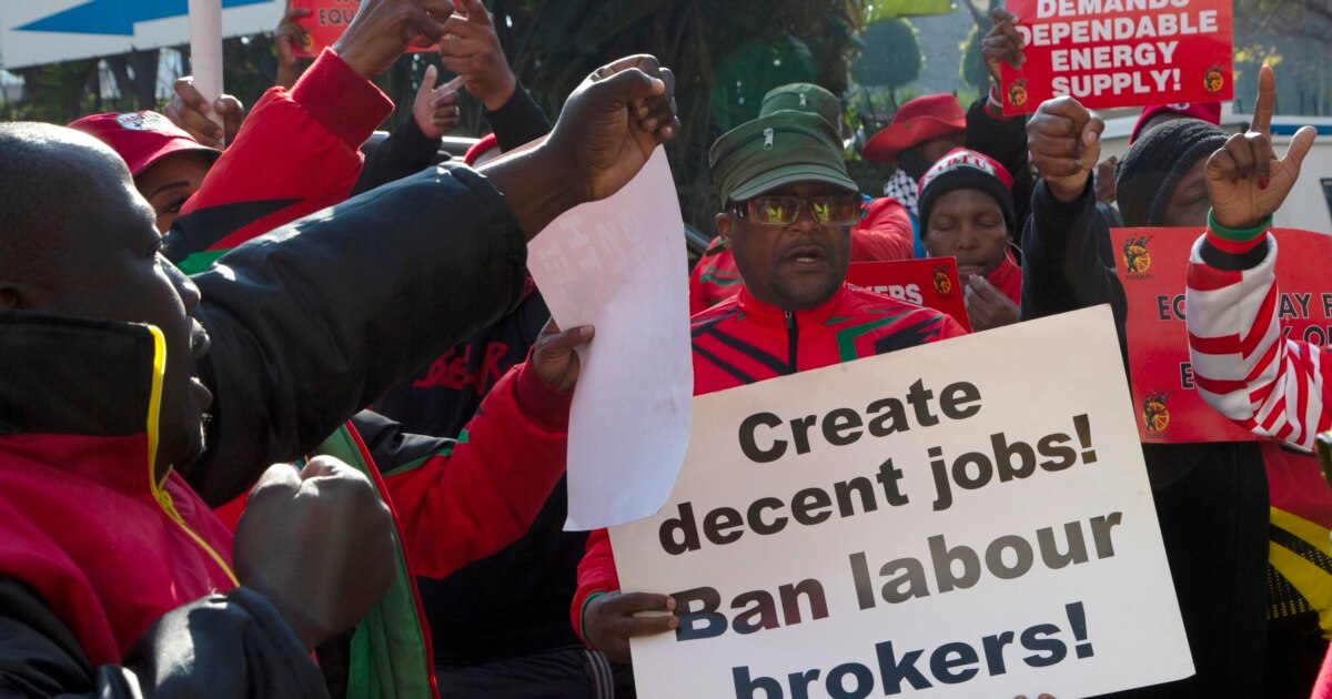 South Africa’s labor union expresses support for unity government