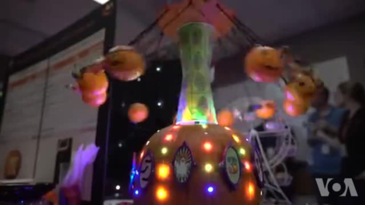 Rocket Scientists Create Pumpkin Designs Carnival