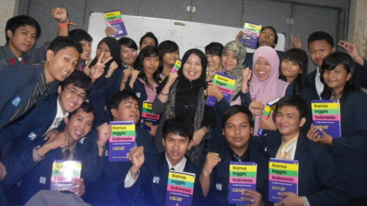 Understanding of English Improves Worldwide